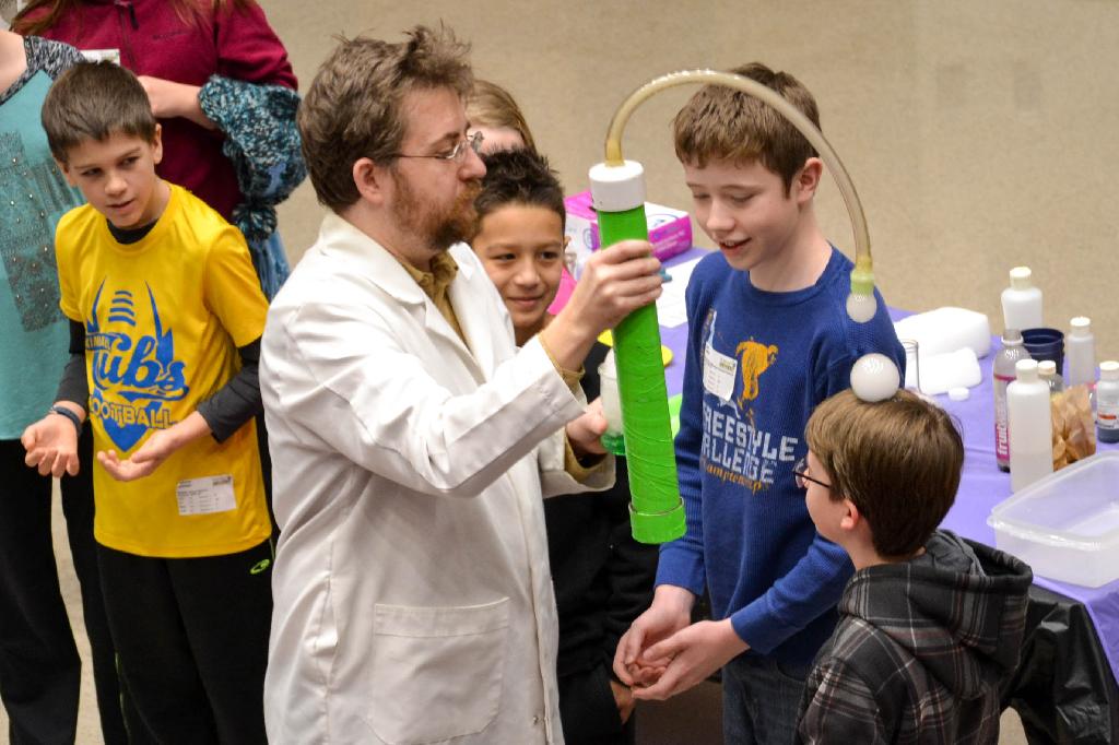 Science Rocks! for fifth and sixth graders | Maple Lake Messenger