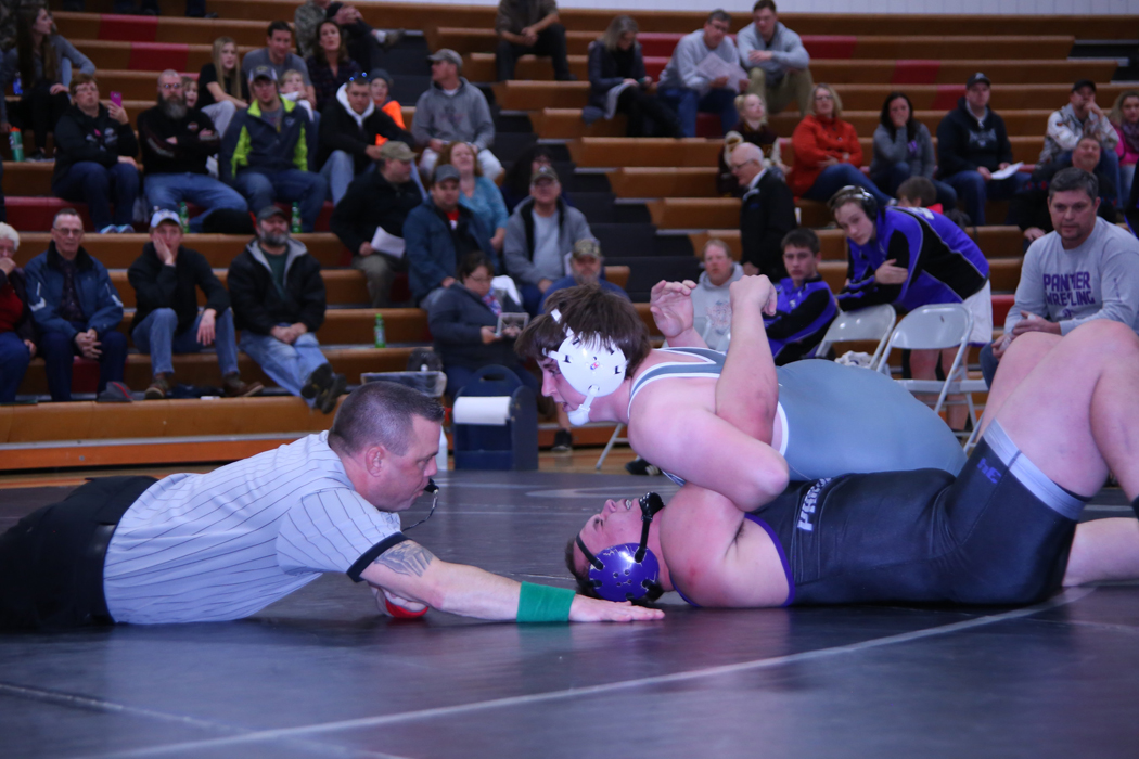 Lightning wins Bolt battle | Maple Lake Messenger