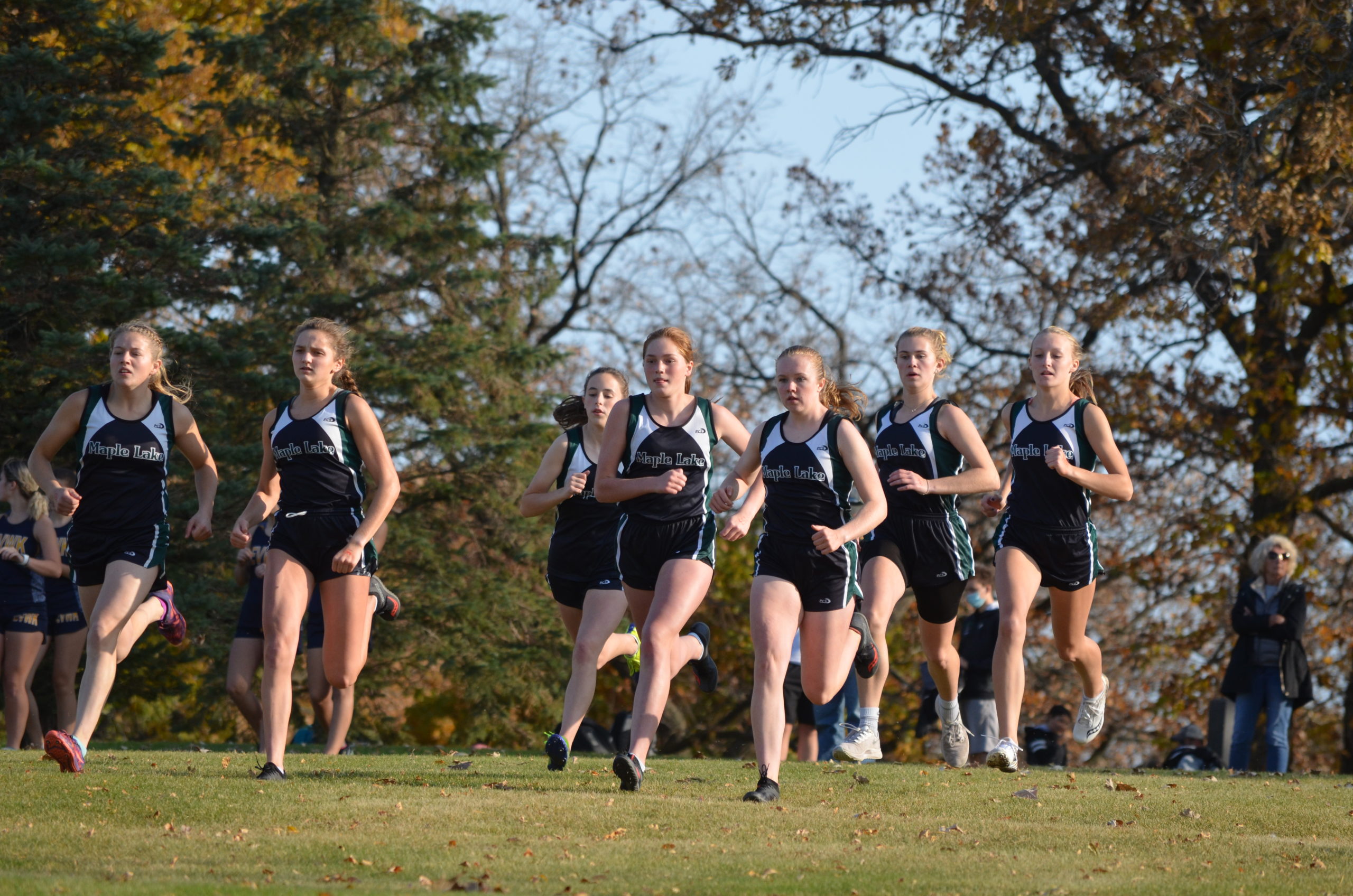 Runners prepare for sections | Maple Lake Messenger
