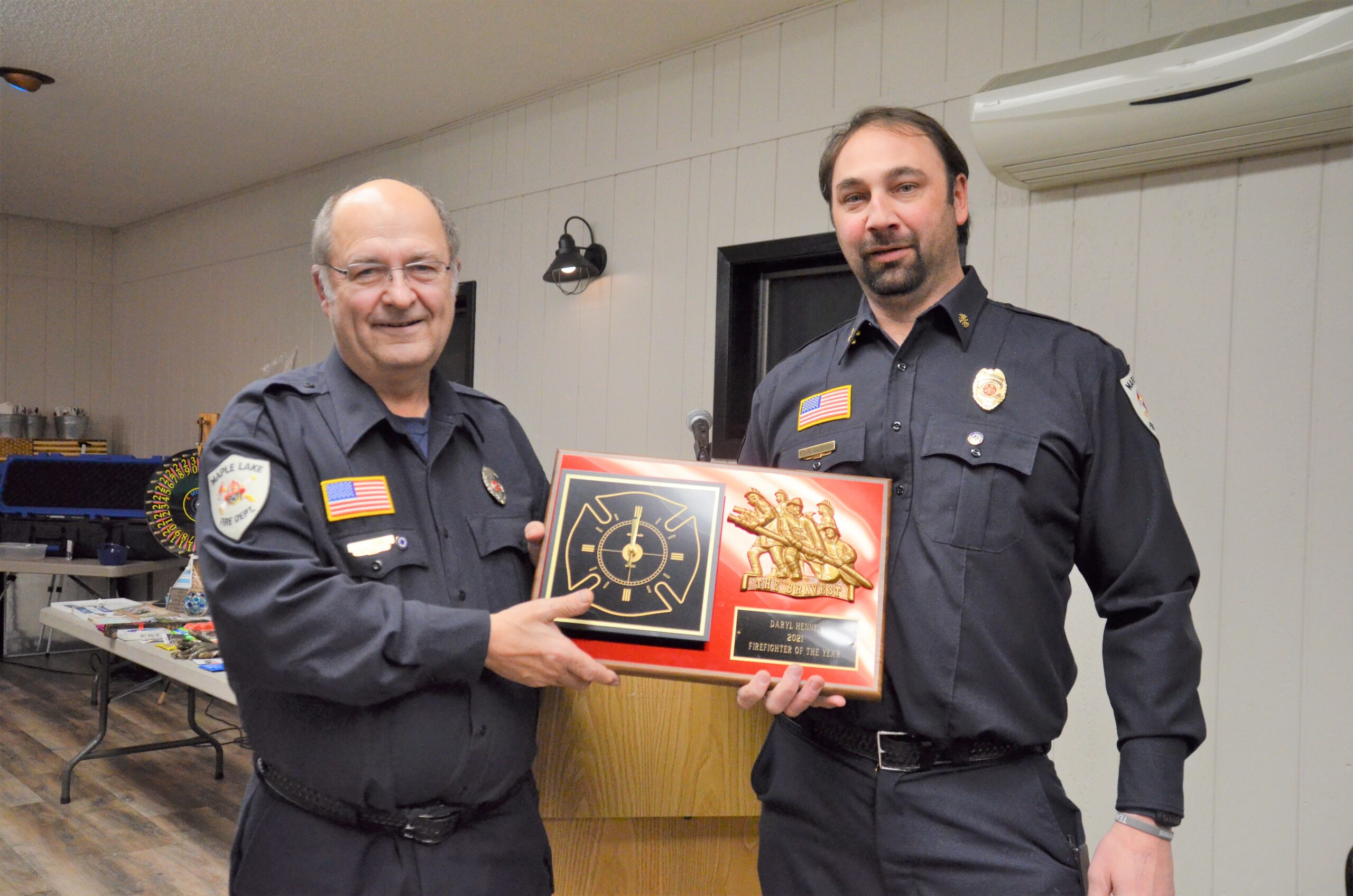 Daryl Hennen named Fire Fighter of the Year | Maple Lake Messenger