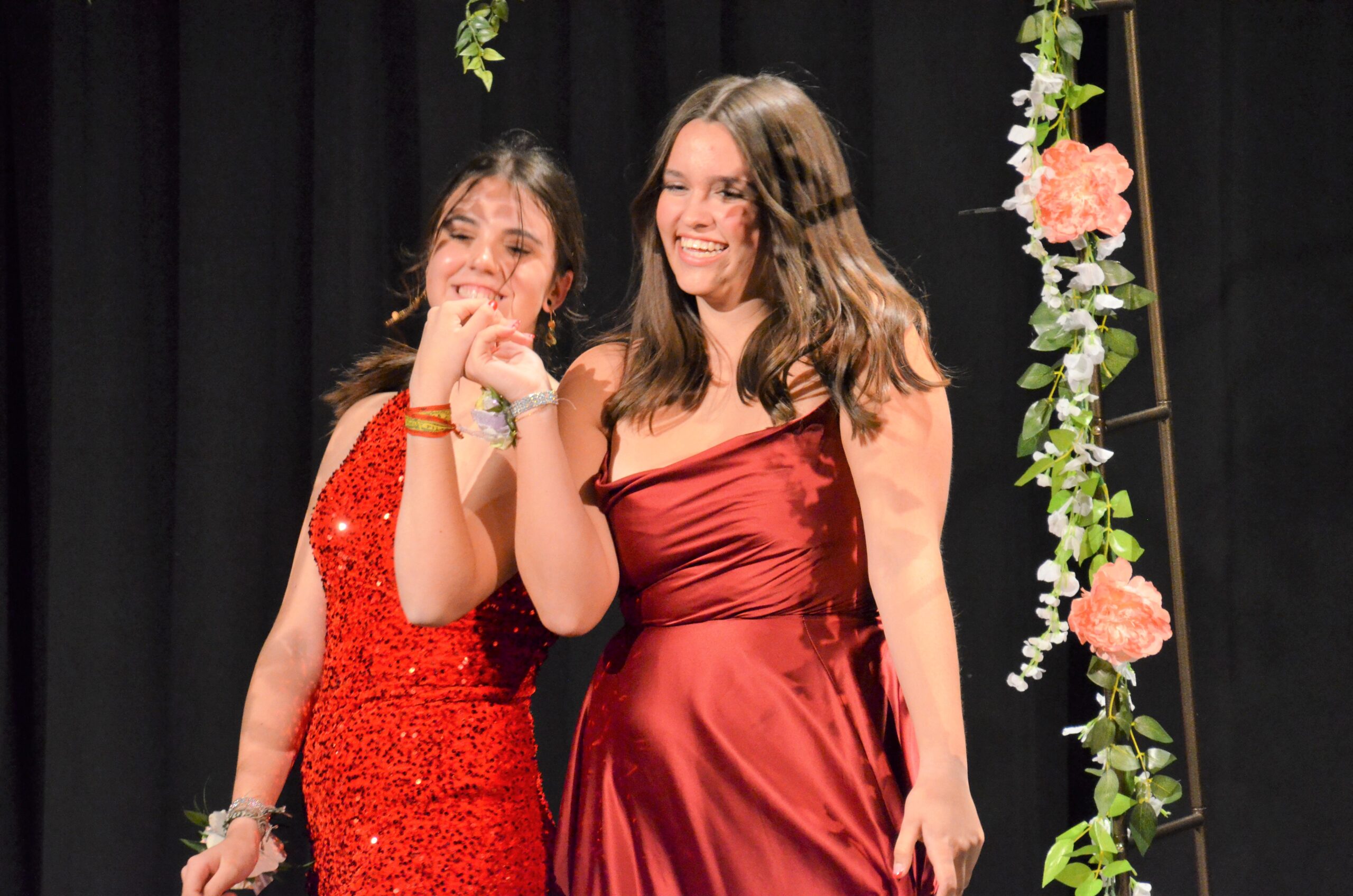 Calming student’s nerves on prom night | Maple Lake Messenger