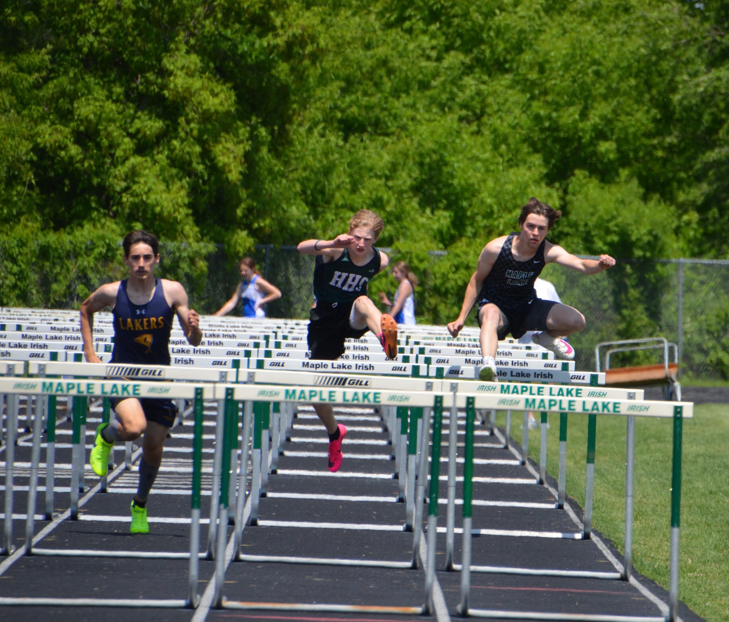Irish athletes advance in track and field | Maple Lake Messenger