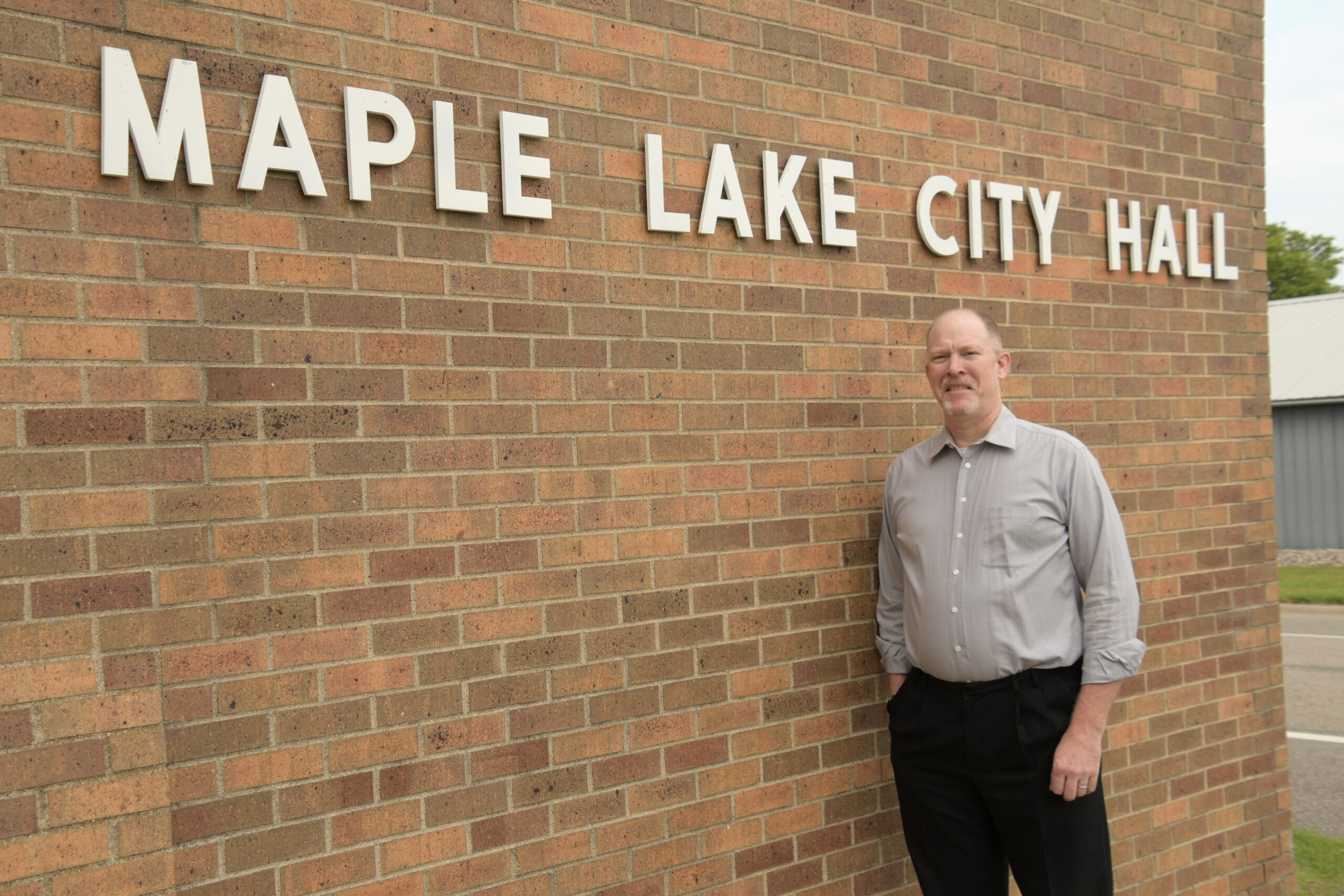 Hildebrand settles in as administrator | Maple Lake Messenger