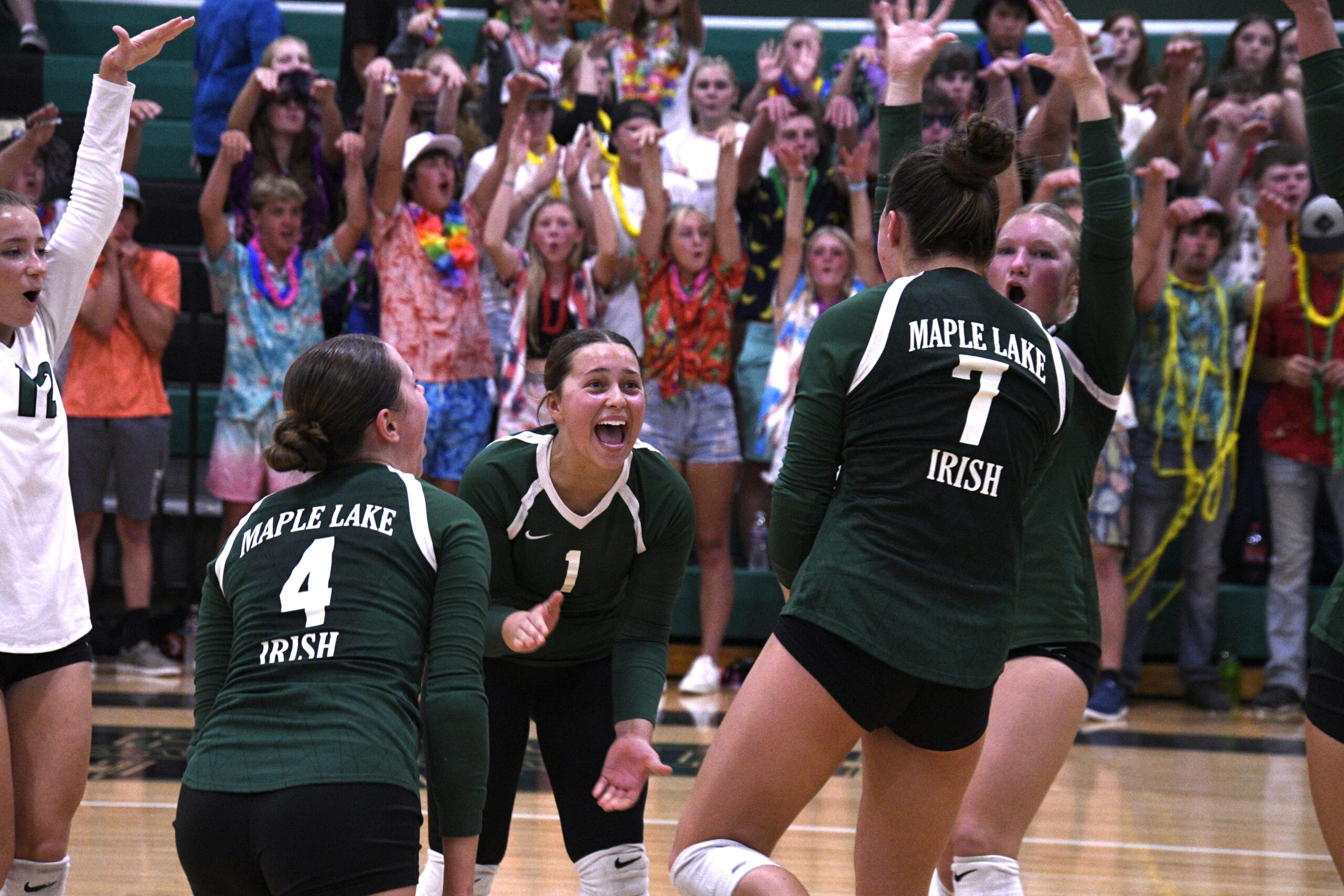 Wins pile up for Maple Lake volleyball team | Maple Lake Messenger