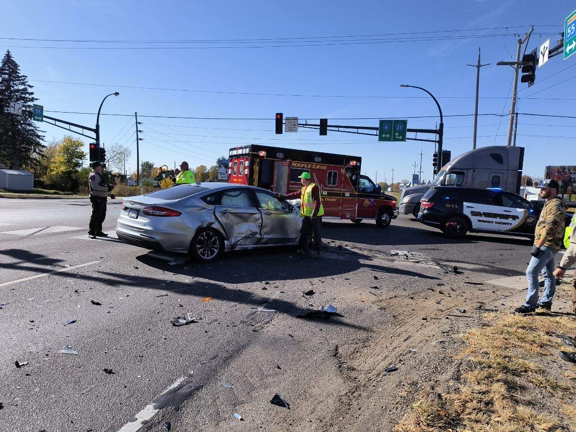 Collision results in injuries | Maple Lake Messenger