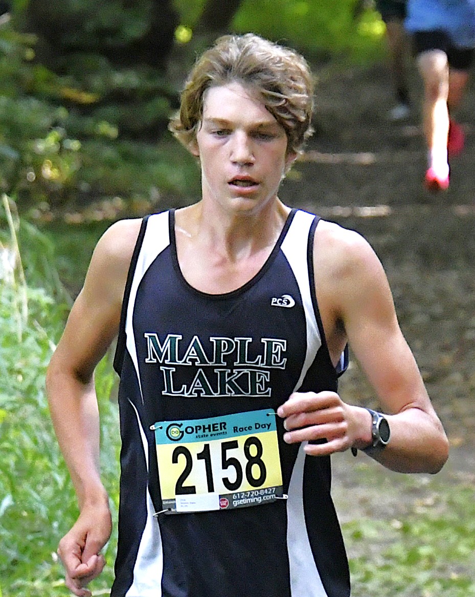 Irish runners improve at Holdingford meet | Maple Lake Messenger